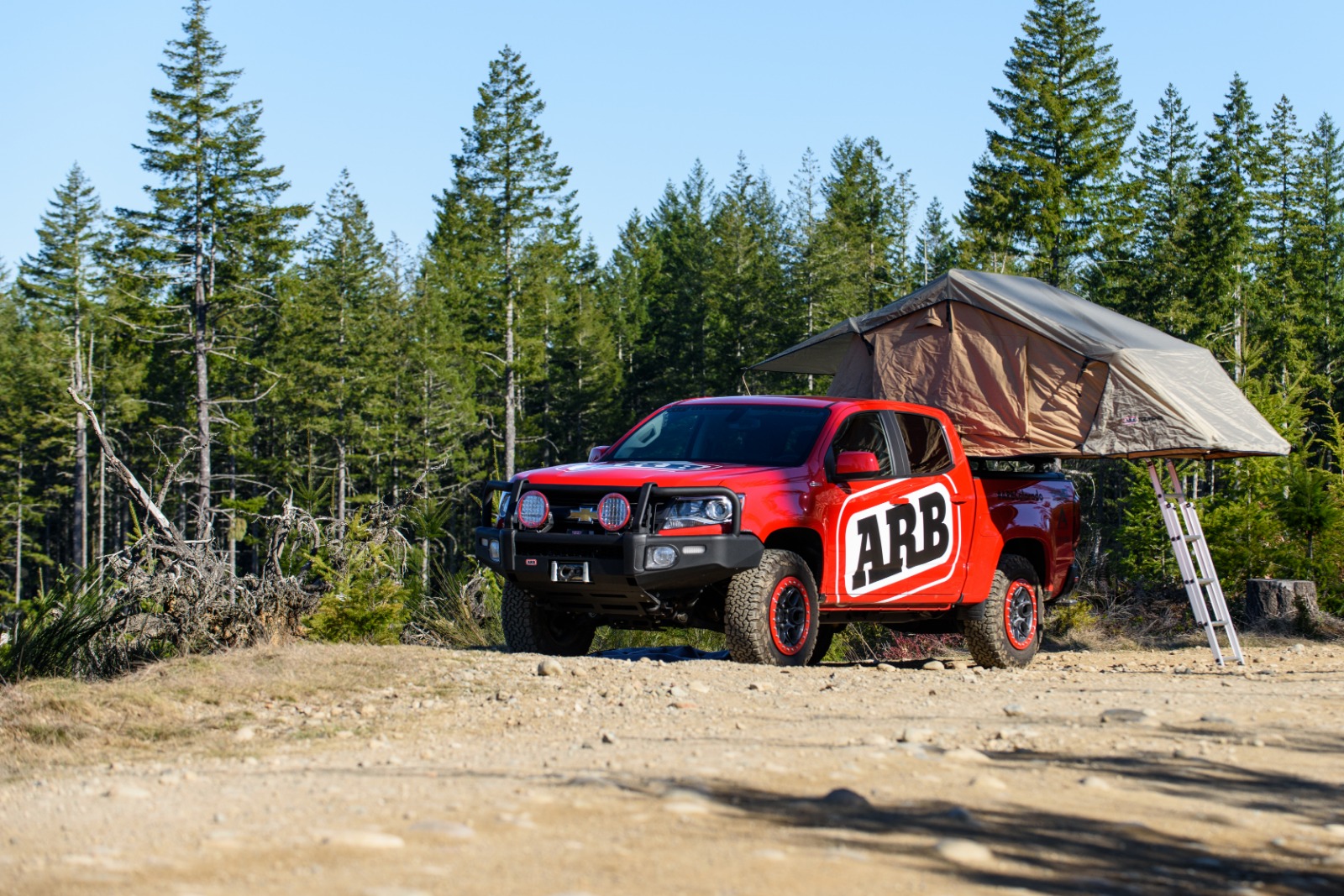 אוהל גג עם סגירה-חסר במלאי - ציוד קמפינג - הנפלד טכנולוגיות